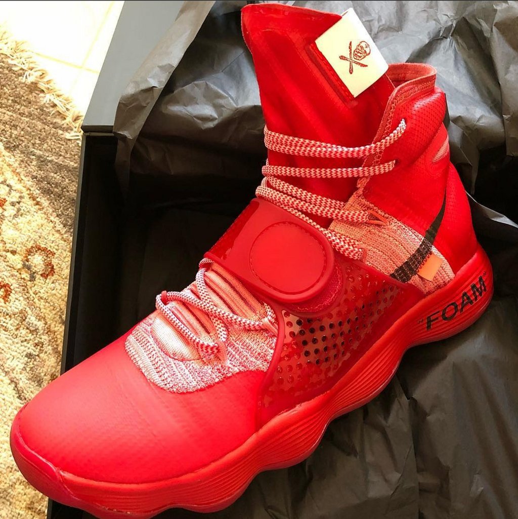 Sneaker News on Twitter: "PJ Tucker with the custom OFF WHITE x Hyperdunks. The best sneaker ...