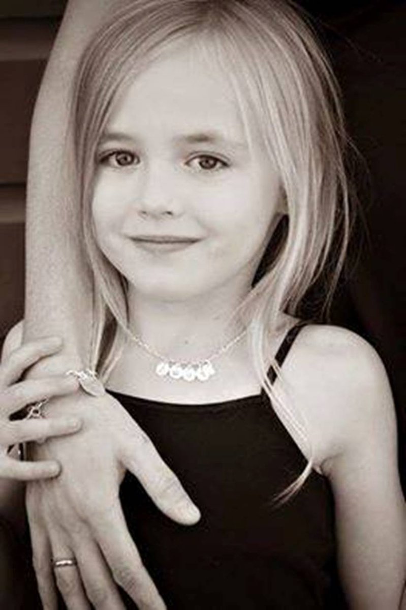 The 1001 Girls Valensiyas 3