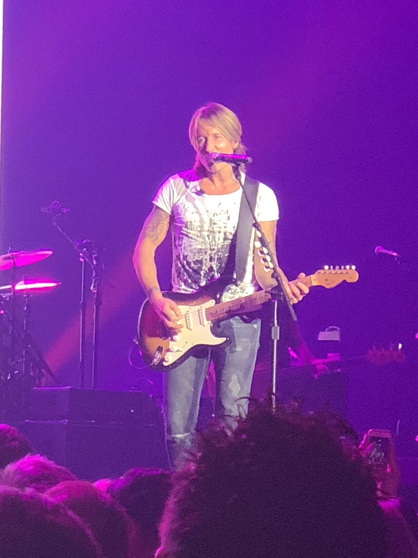 Keith Urban News Update…Keith Performing at Private Concert For Trade ...
