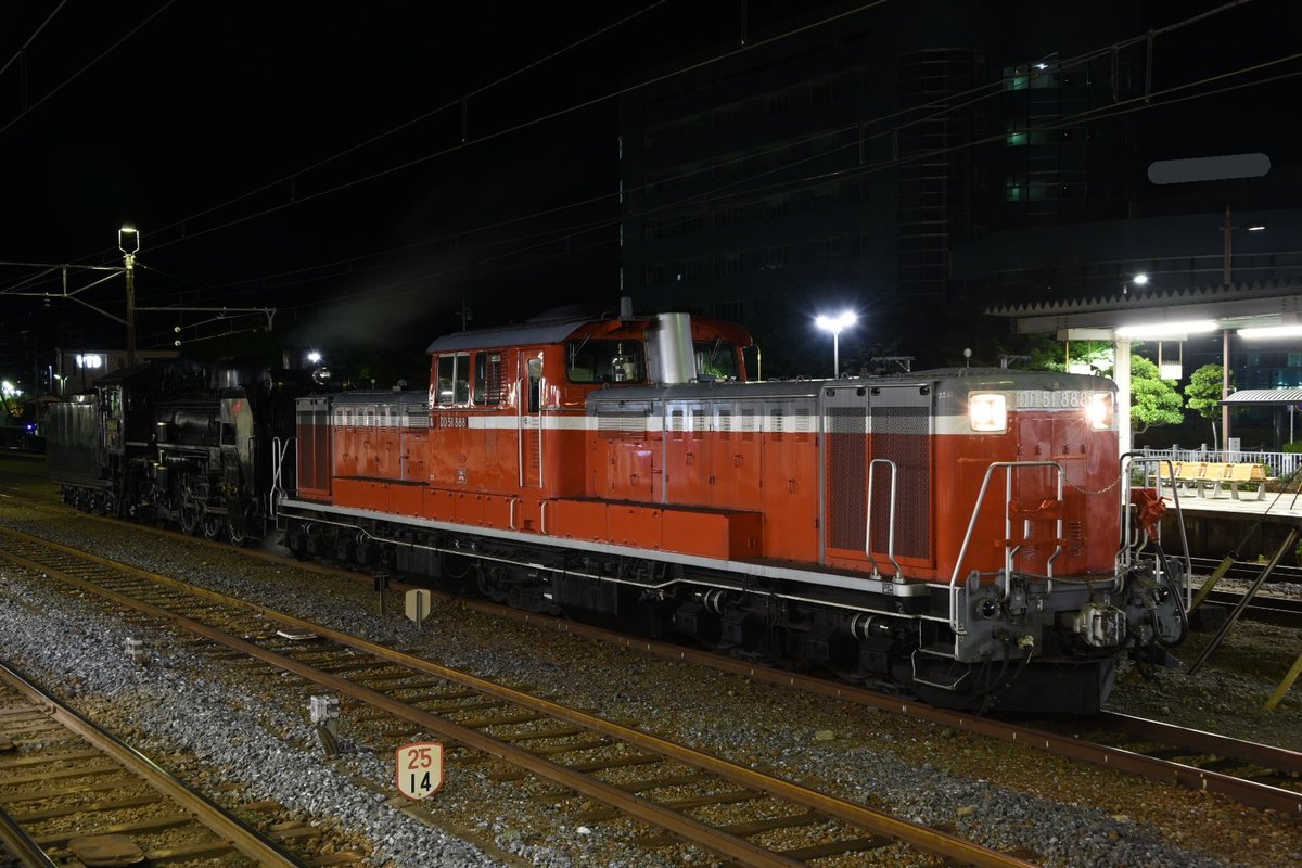 特急あずさ2号中野行き on Twitter: "配9229のDD51 888+C58 363、C58 363交検回送、寄居(受2)停車中です…