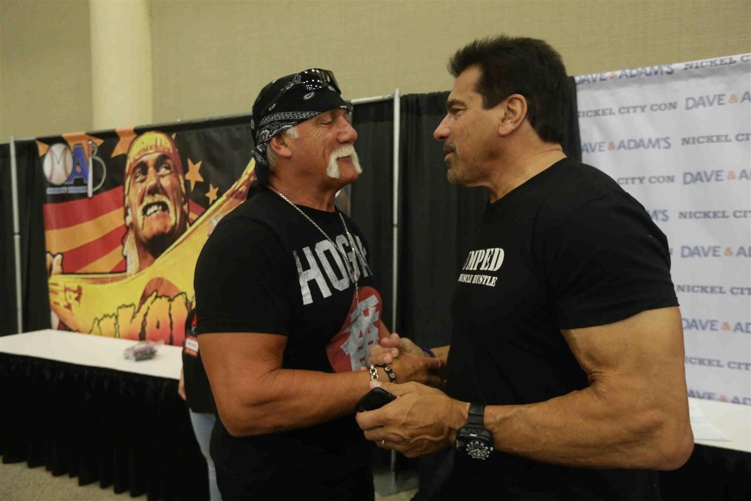 Lou Ferrigno And Hulk Hogan Lou Ferrigno Signed The Incredible Hulk