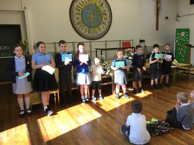 Welcome to Holy Cross Primary School