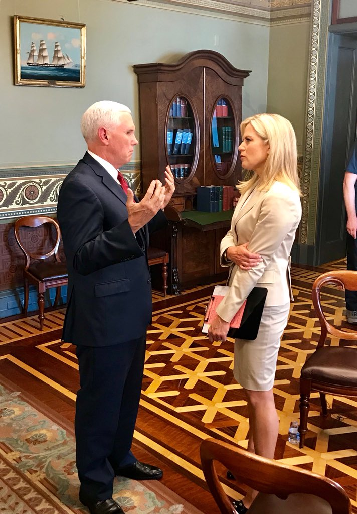 Martha Maccallum Legs