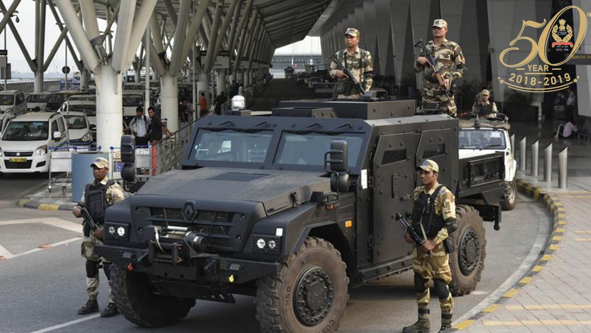Armoured tactical vehicle "Sherpa" from Renault for Central Industrial ...