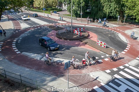 Roundabout for bikes, Portland Oregon : r/InfrastructurePorn