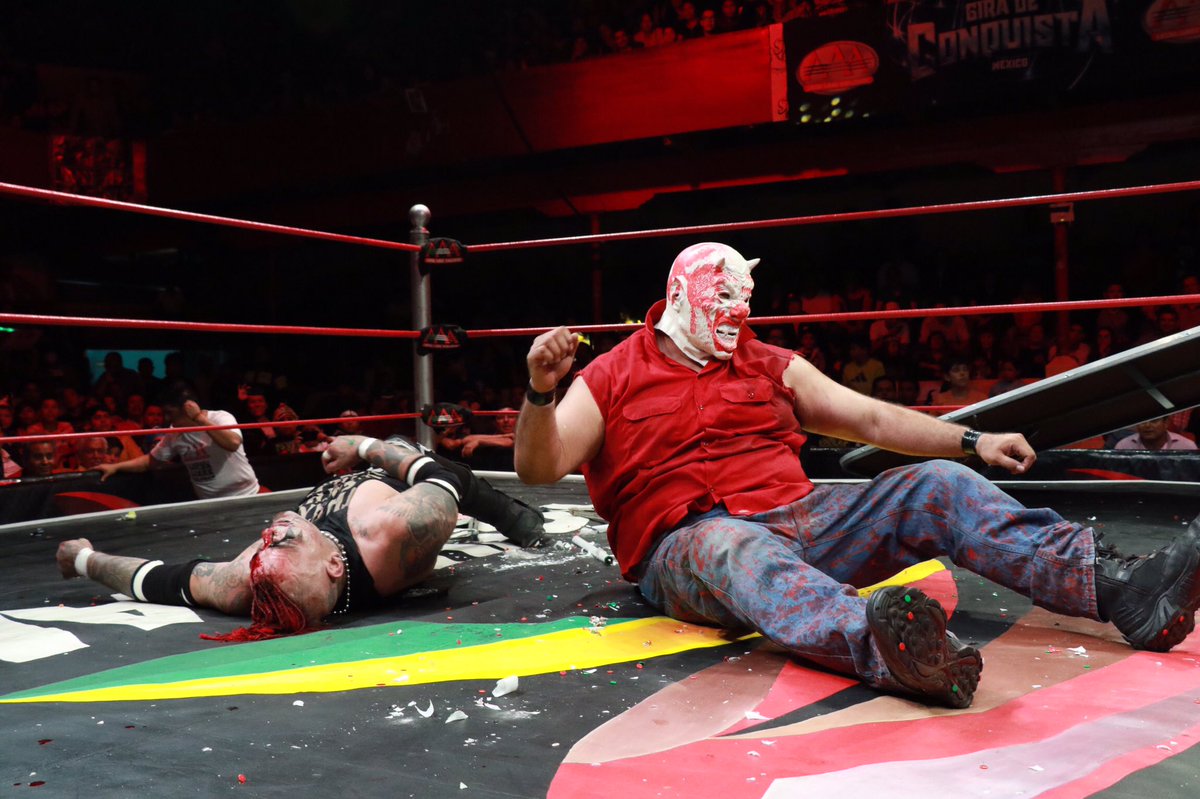 AAA: Black Taurus incendia Pachuca, hubo varias víctimas | Superluchas