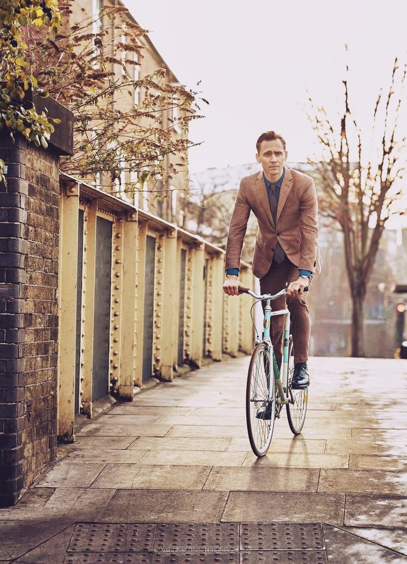 Bike Tom Hiddleston