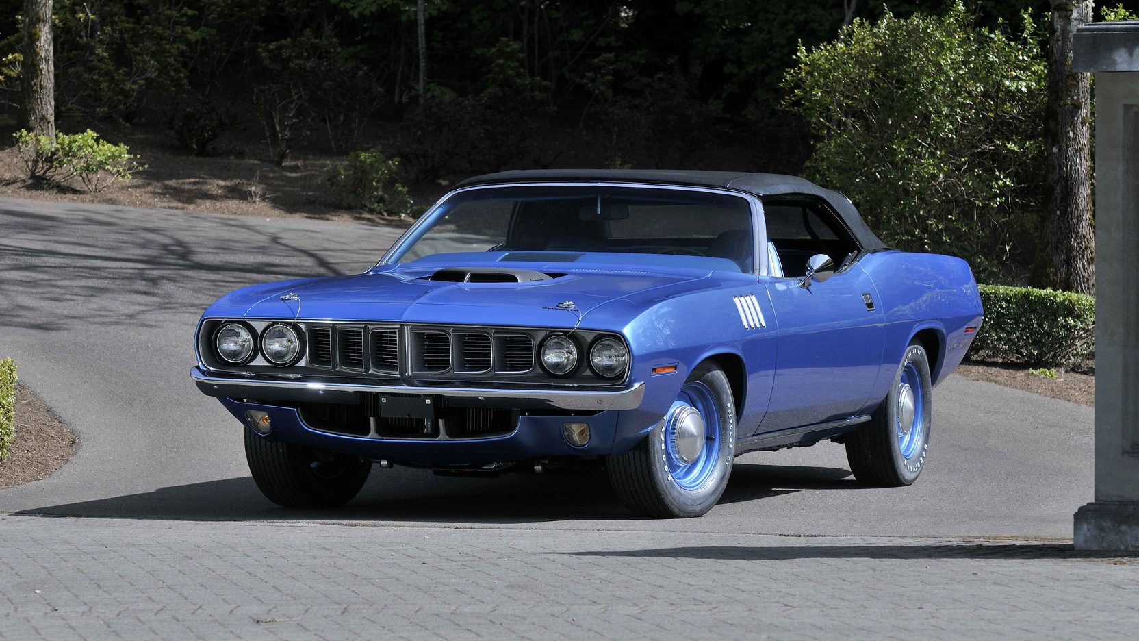 Bill Holdsworth on Twitter: "1971 #Plymouth #Hemi #Cuda #Convertible; 426 cid, 2x4 bbl, 425 hp ...