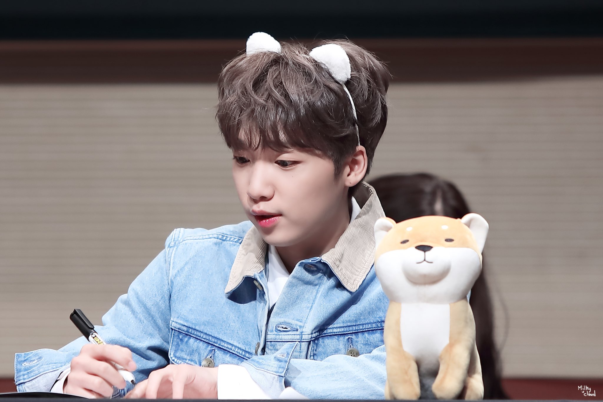 MilkyCloud밀구🍀 on Twitter: "#정세운 #JEONGSEWOON 20180128 강남 😚😚😚…