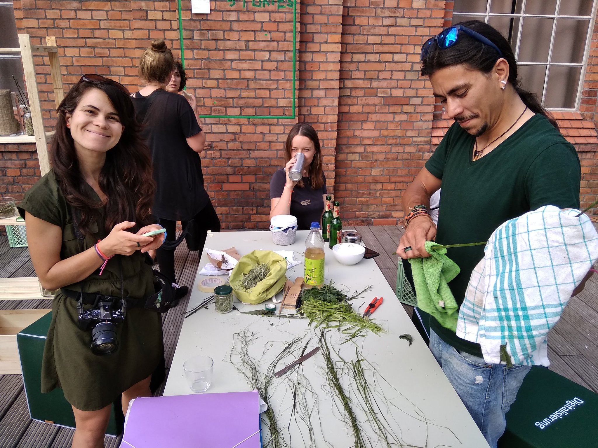 Mario Behling on Twitter: "Inspiring #nettel project by @TauPibernat at #oscedays #Berlin. # ...