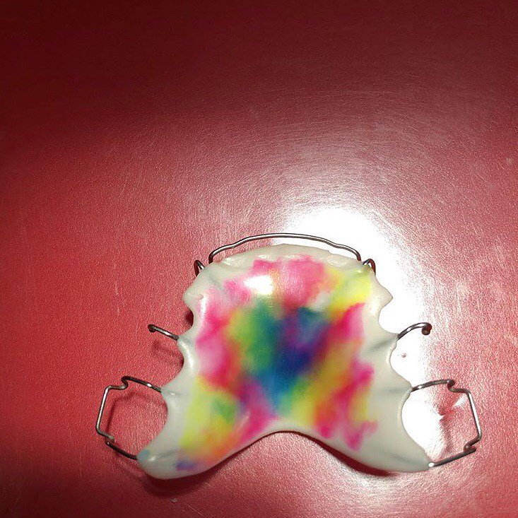 Rainbow Retainer