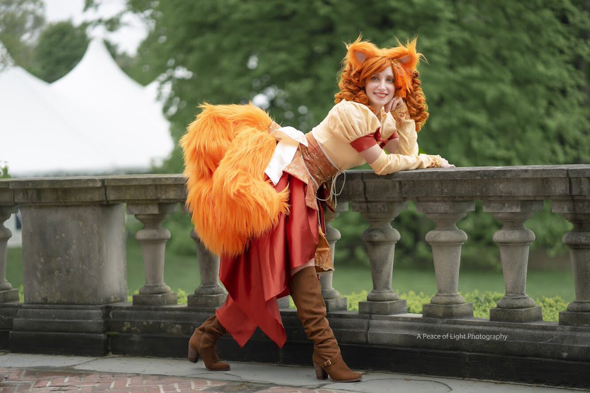 Vulpix Cosplay