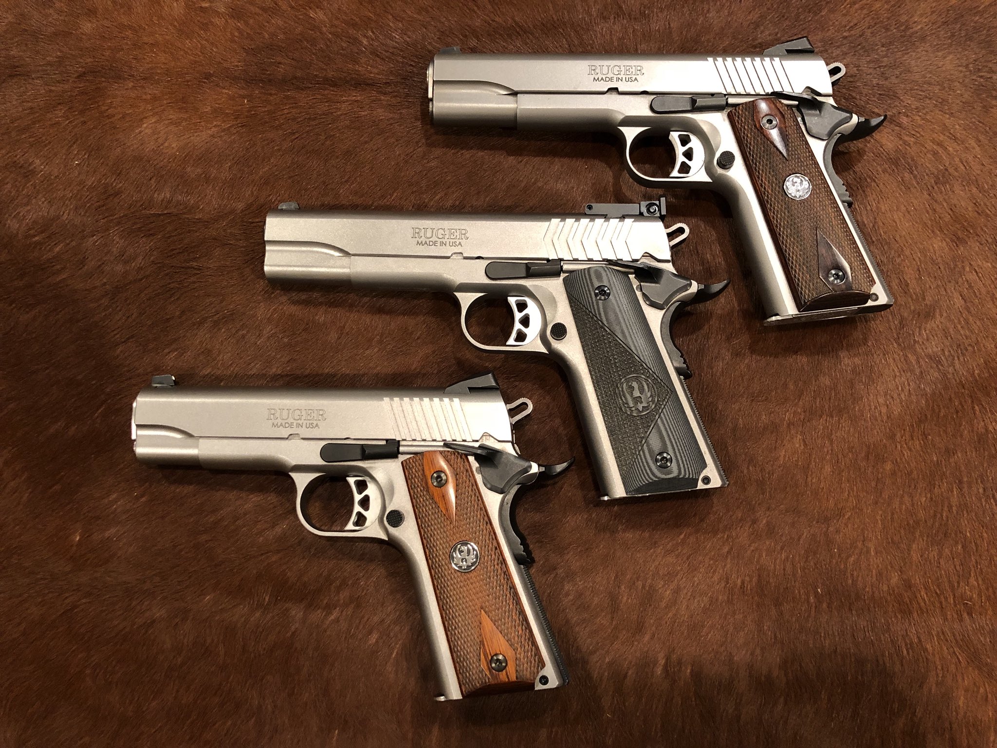 Pistolas 45