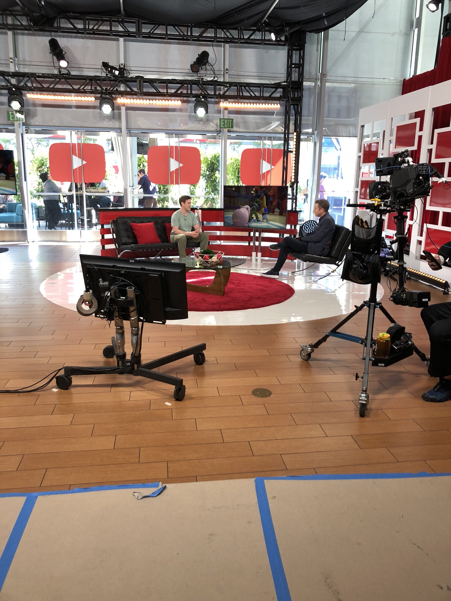 Nathan Vella on Twitter: "Backstage waiting to talk to @geoffkeighley on YouTube Live at E3 ...