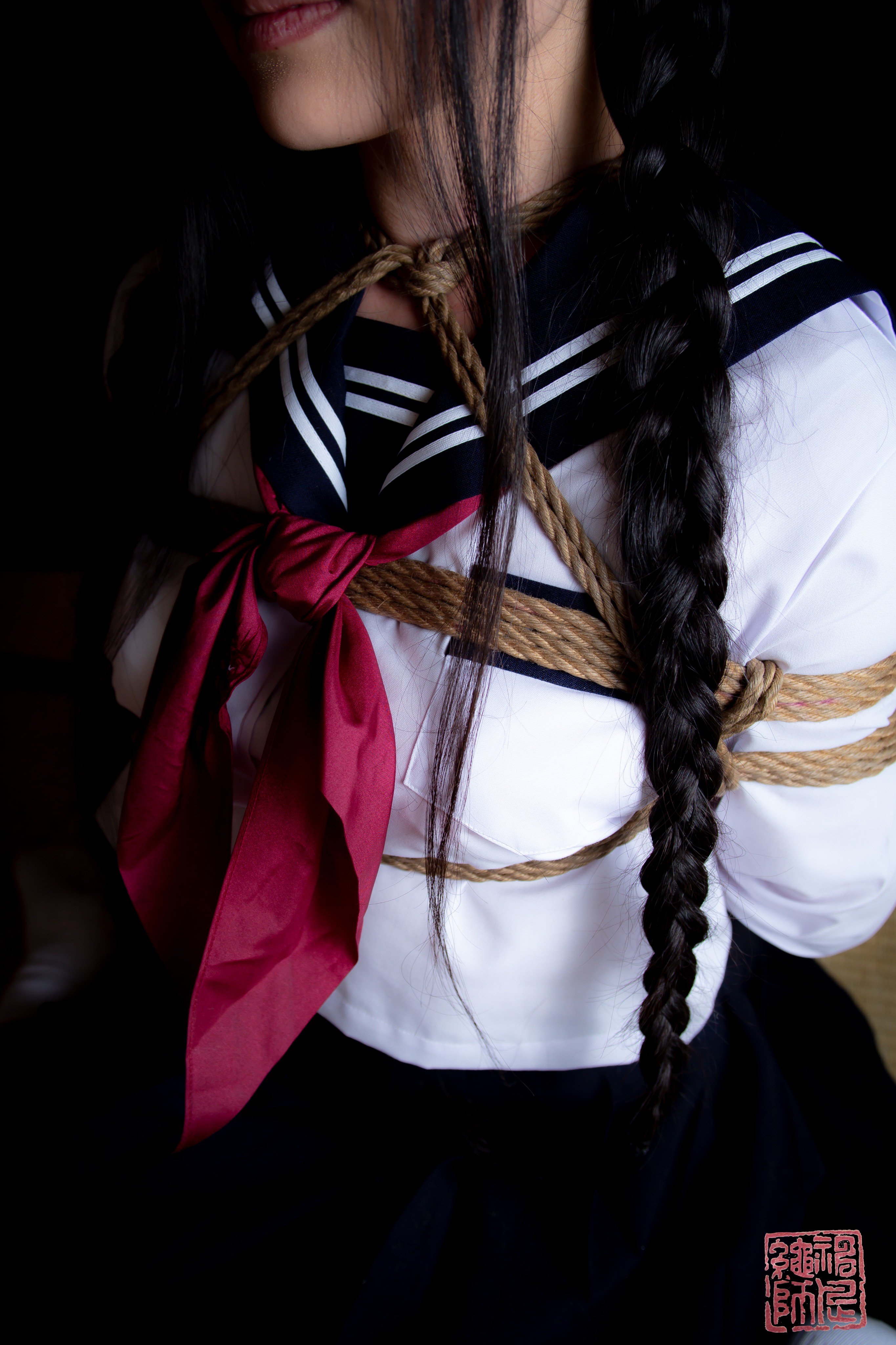 縄と戯れる男 on Twitter: "RT @nawashi_kanna: 【セーラー服と緊縛#2】 緊縛写真は下着や襦袢が多いけどセーラー服もいいぞ！ Model : 和泉うれい ...