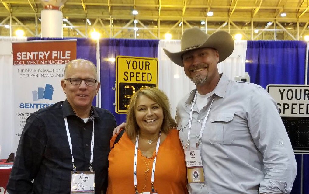 Lori Frye (@landolori) | Twitter