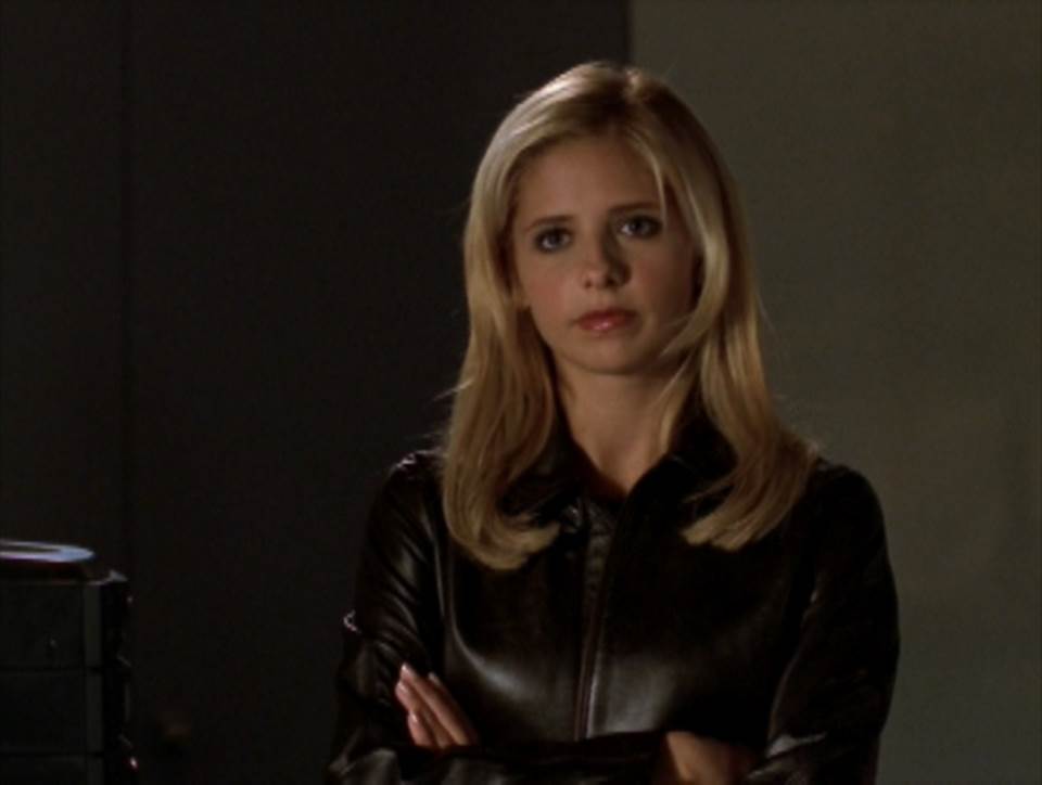 Sarah Michelle Gellar Scooby Doo Screencaps