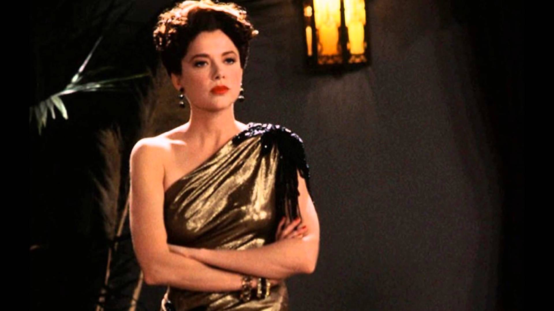 Annette Bening 1152x864 Wallpapers