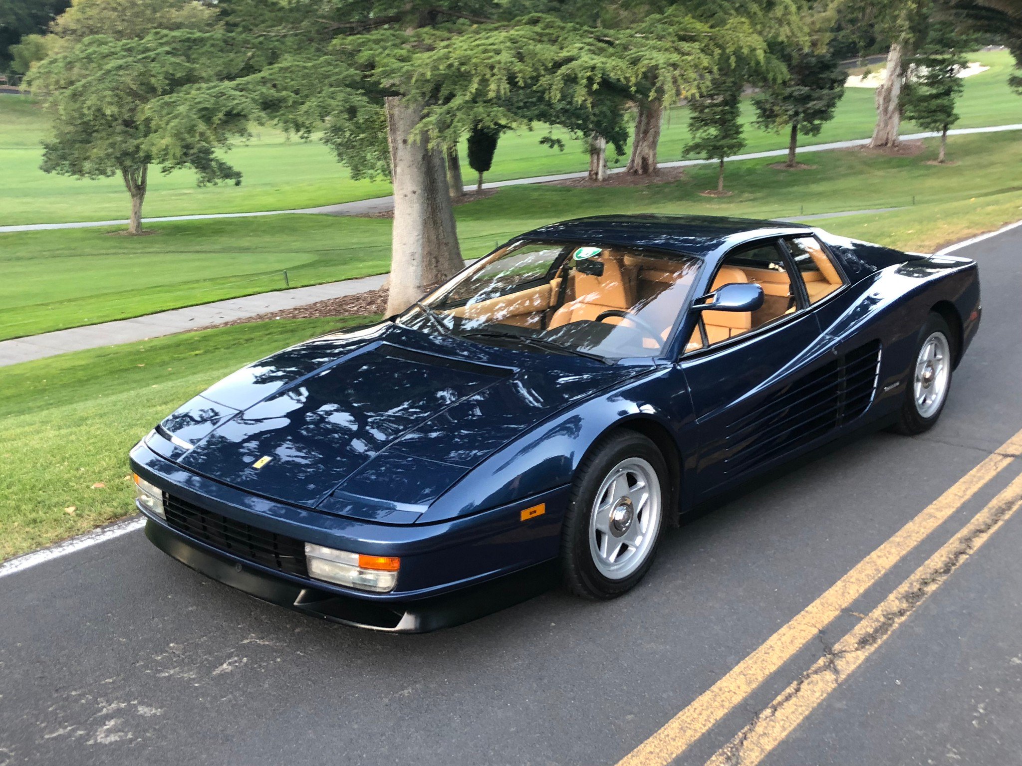 Ferrari Testarossa Blue