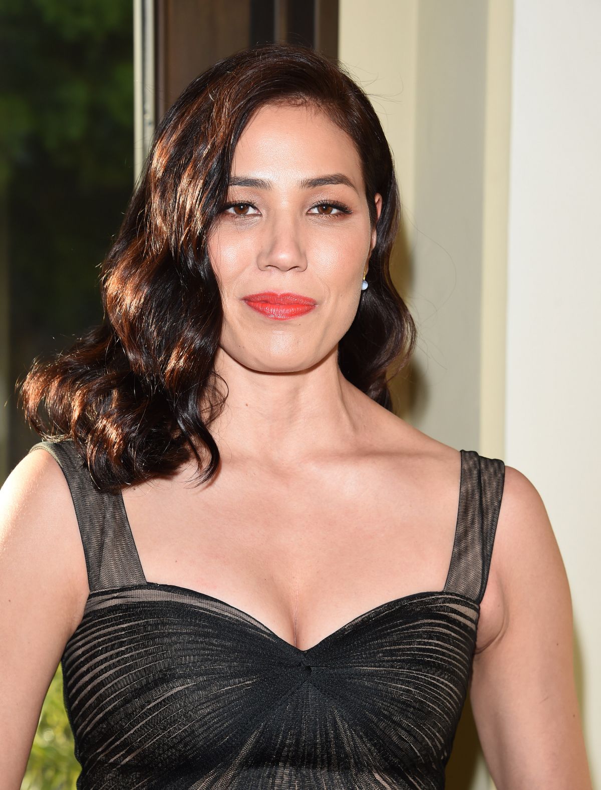 Michaela Conlin Cleavage