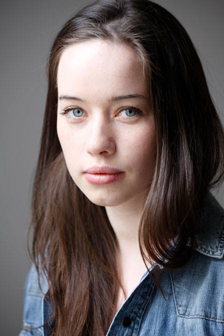 Anna Popplewell Eyes
