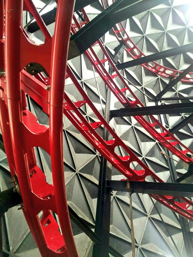 A look inside CanCan coaster... : r/rollercoasters