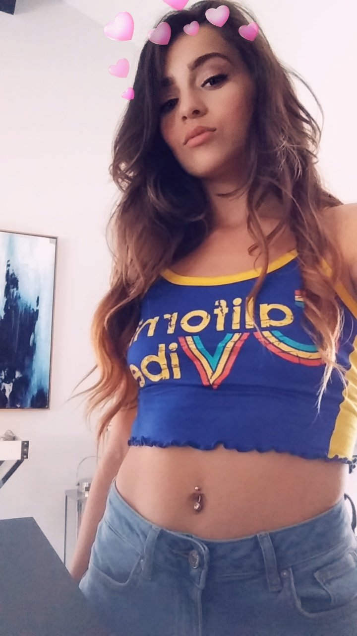 Sofie Reyez On Twitter Cali Vibes But Im In Miami Bitch 😍 T