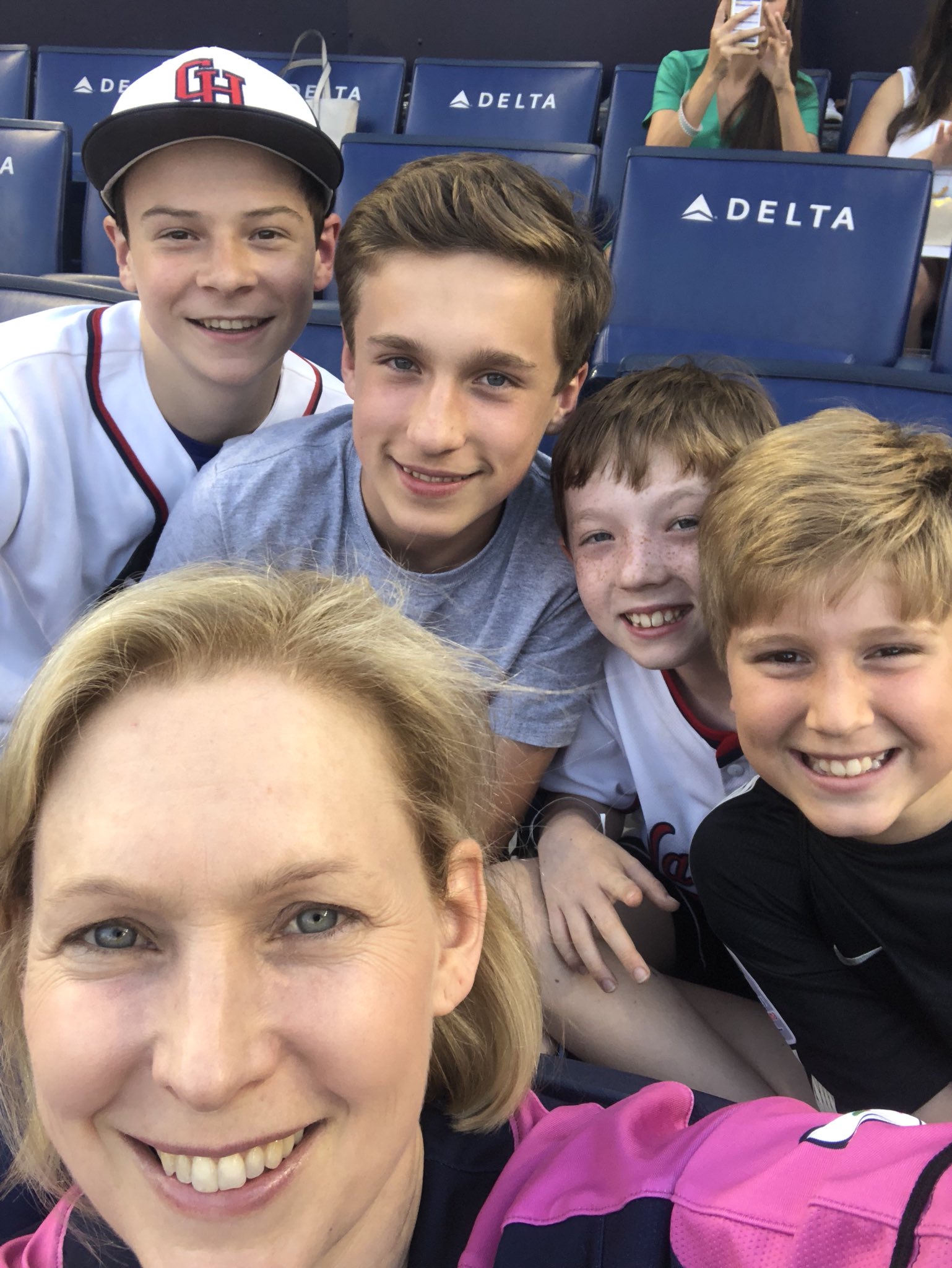 Kirsten Gillibrand on Twitter: Kirsten Gillibrand on Twitter: