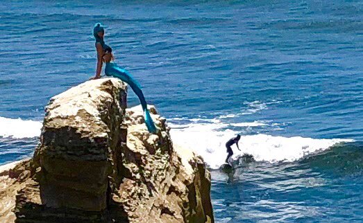 Dan Plante on Twitter: "Missing Mermaid. Kidnapped In Middle Of The ...