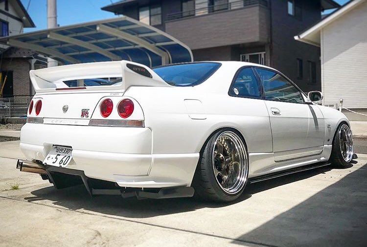 R33 Skyline Stance