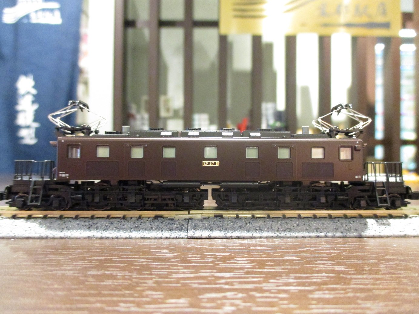KATO京都駅店 on Twitter: "【特製品ご案内】EF57 8 デッキ補強付￥8,900(税抜)の発売を開始いたします。たくさんのご予約ありがとうございました。通信販売でご予約 ...