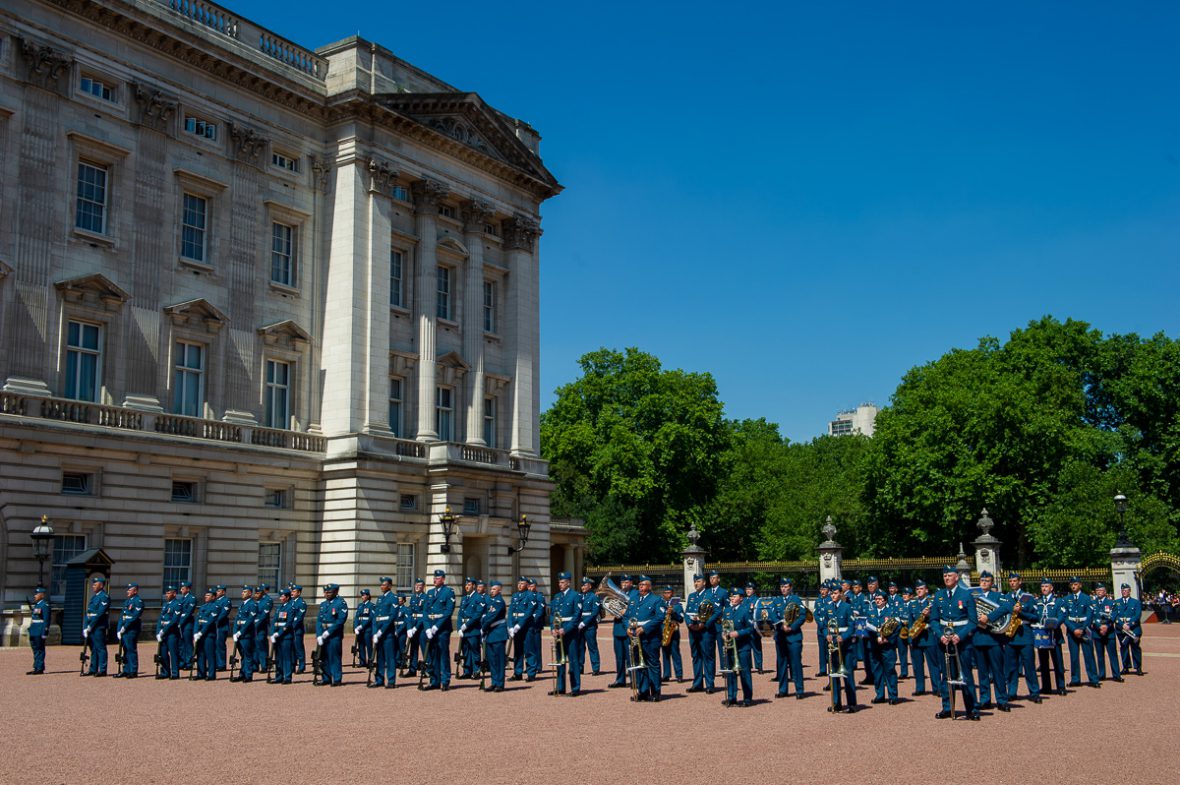 They’re changing guard at buckingham palace— christopher robin went ...