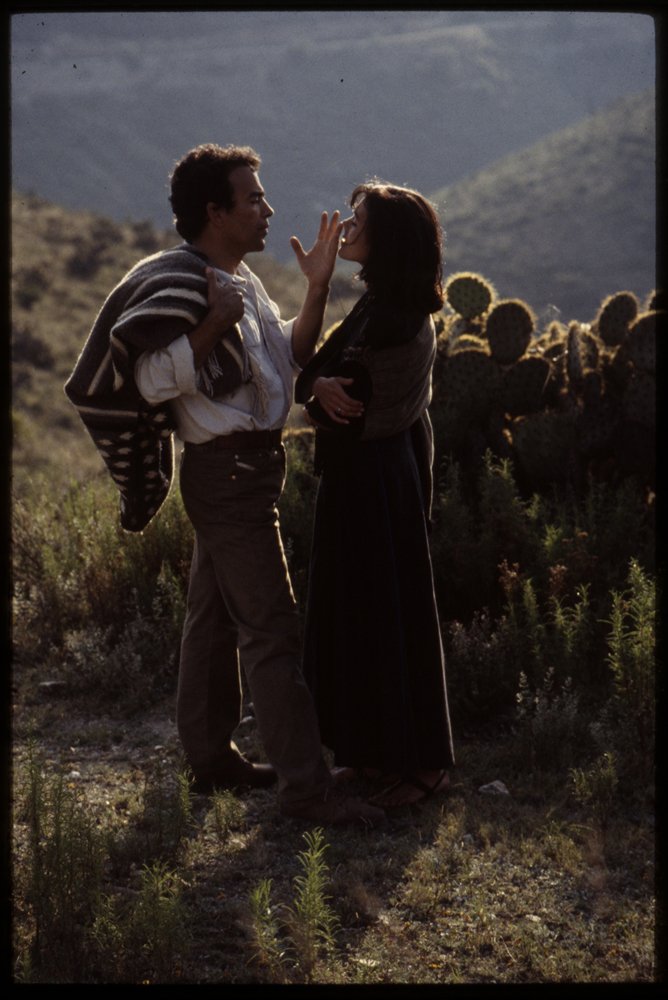 MemoriaFílmica Un día como hoy pero de 1995 se estrena en cines la película DOS CRÍMENES ...