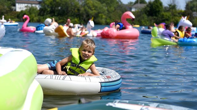 Welland Floatfest drifting in for 2018 run bit.ly/2lGQ3Zv https://t.co ...