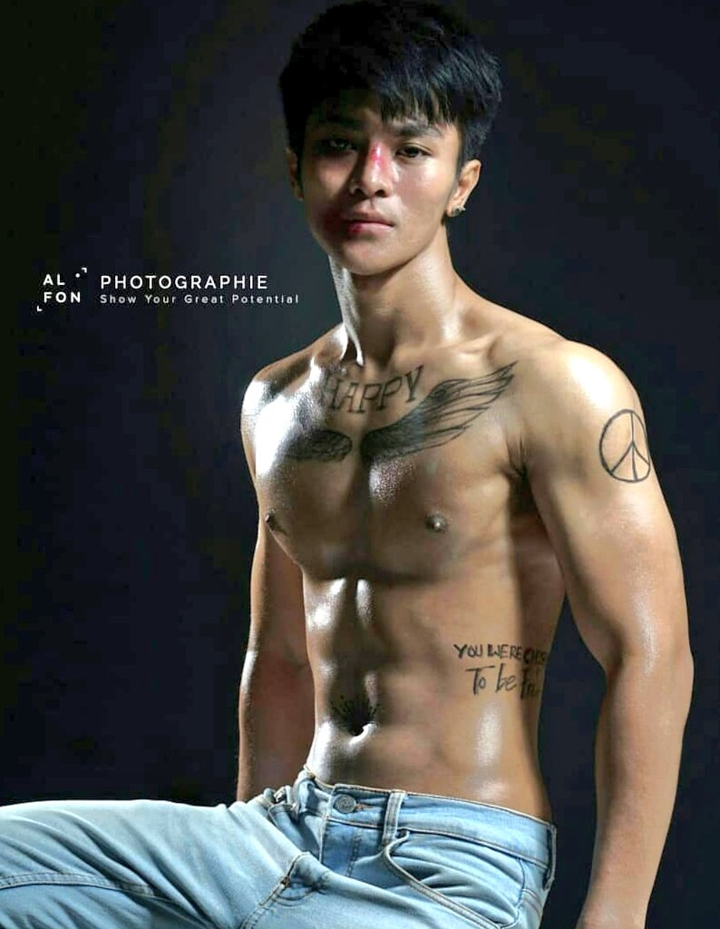 MRVVIP on Twitter: "Sebastian Teti steamy shirtless and roped in a photoshoot. #selebwatch…