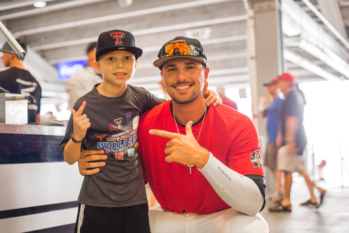 Aaron Long (@longstation) | Twitter