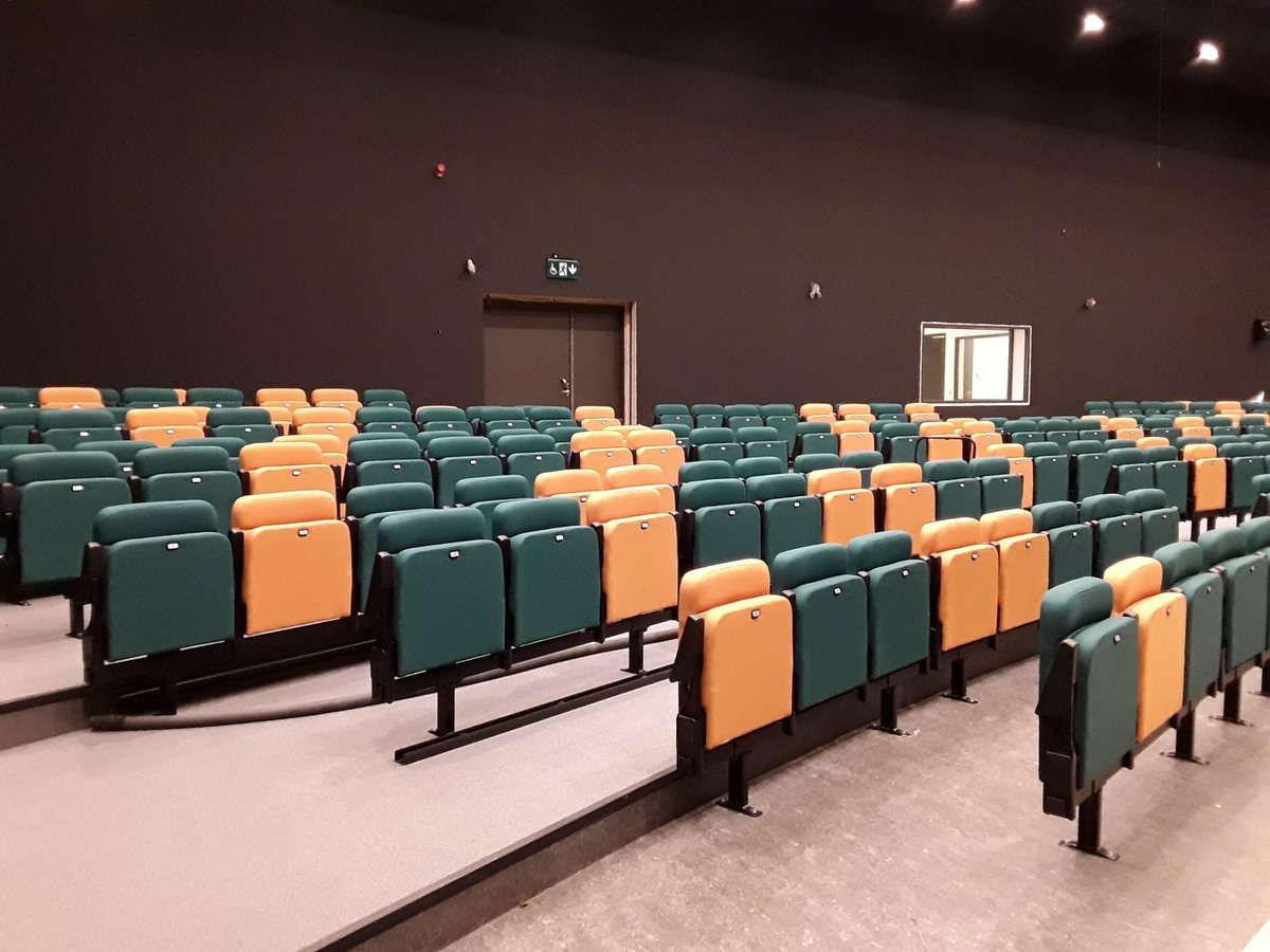 Retractable, removable and auditorium seating - Audience Systems