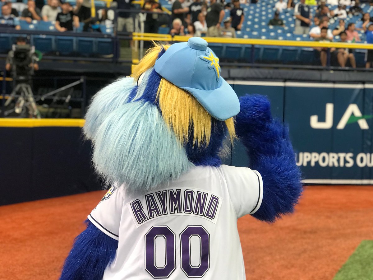 592 best Ray Mond images on Pholder | Everybody Loves Raymond, Valkyrae ...