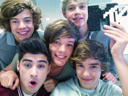 One Direction Laughing 2022