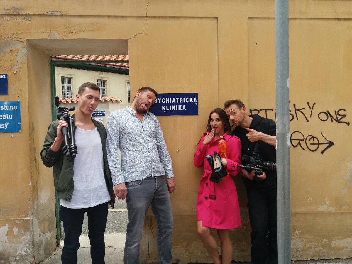 Oh yess we are at the right place😂😂🙈🙈😈😈 @ianscottx @CharlieDeanPorn @ERIK_EVERHARD Amirah Adara ...