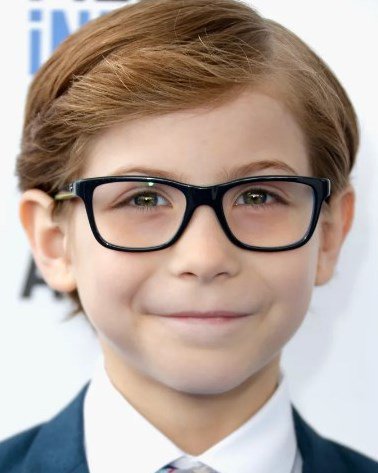 O pequeno Owen Vaccaro não é só parecido fisicamente com Jacob Tremblay ...