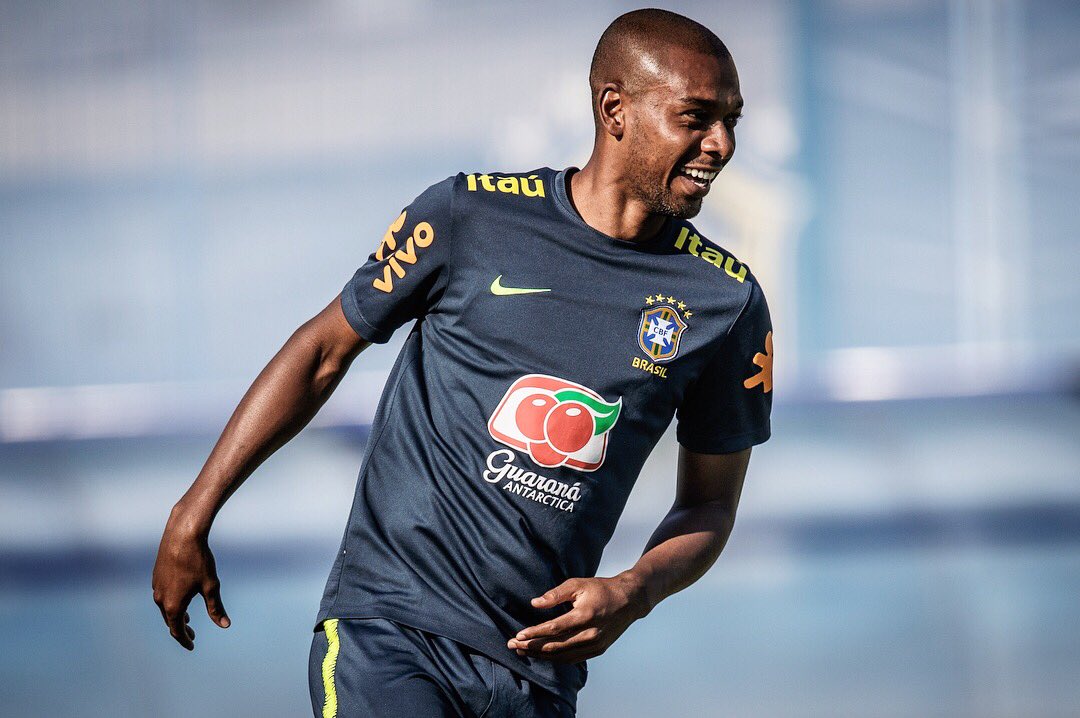 146 best Twitter u/fernandinho images on Pholder | 👏🏾👏🏾👏🏾 Bernard ...