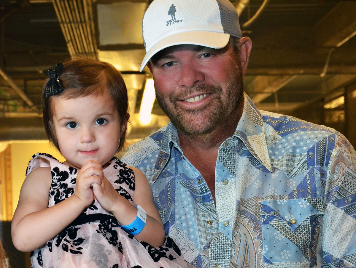 Toby Keiths Wife And Kids