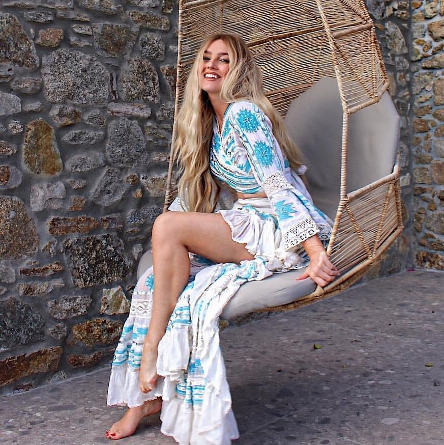 LOVE Perrie (@PerriePrivtLM) | Twitter