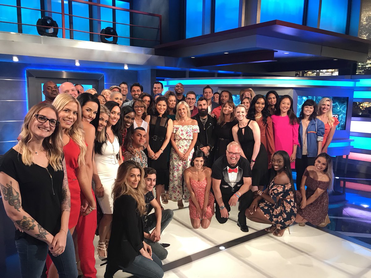 BB Family photo from the premiere! : r/BigBrother