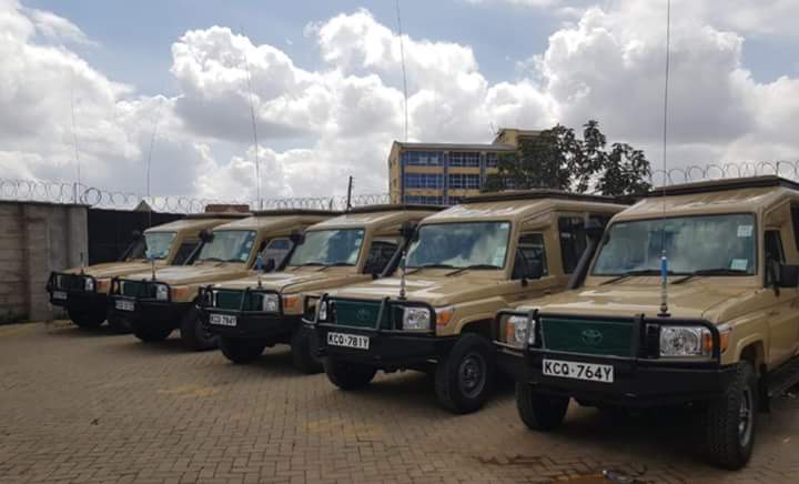 Somak Safaris Logo Interviews With Somak Driver Guides Somak Luxury