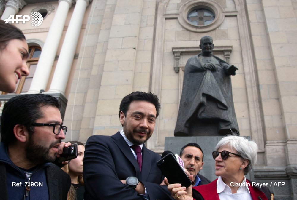 Radio Punto On Twitter Un Fiscal De Chile Detuvo Al Sacerdote Óscar