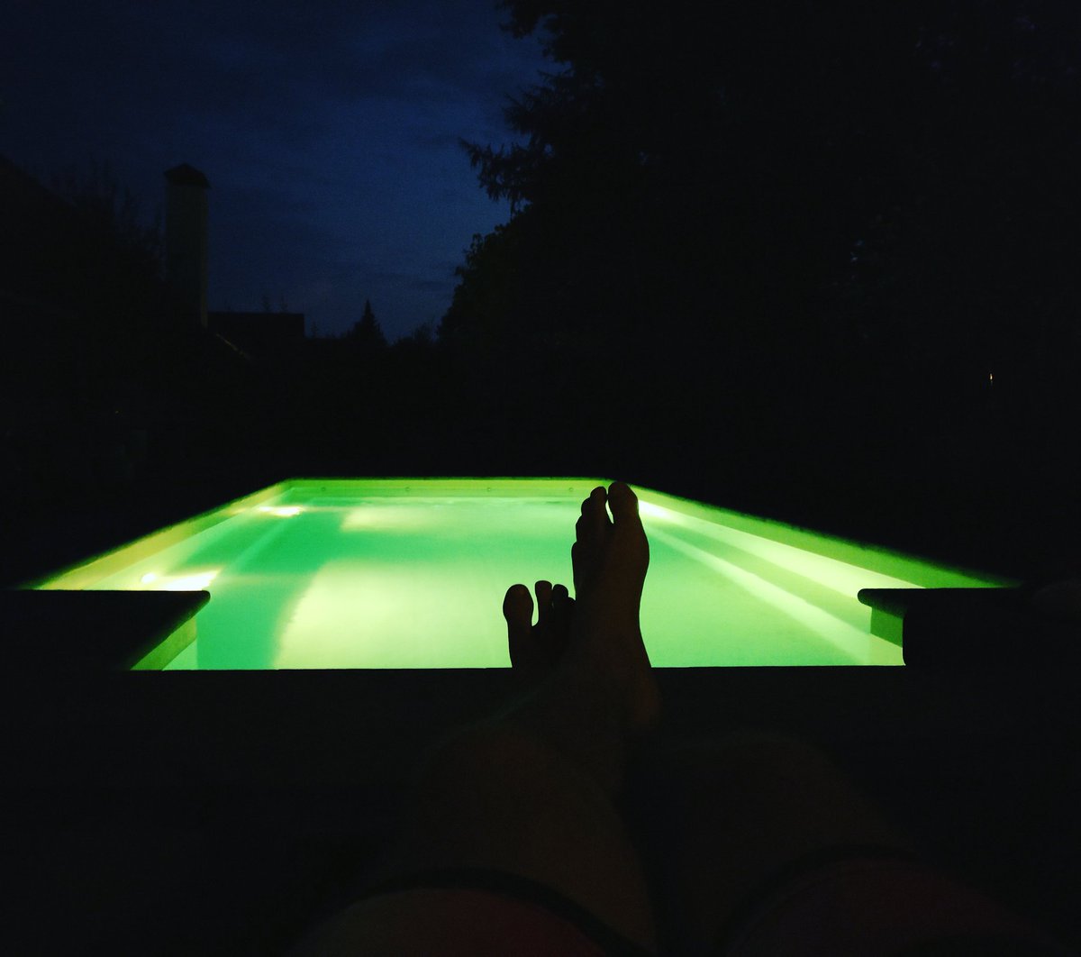 Kenya Moore's Pool At Moore Manor: Nighttime Photo Style, 47% OFF