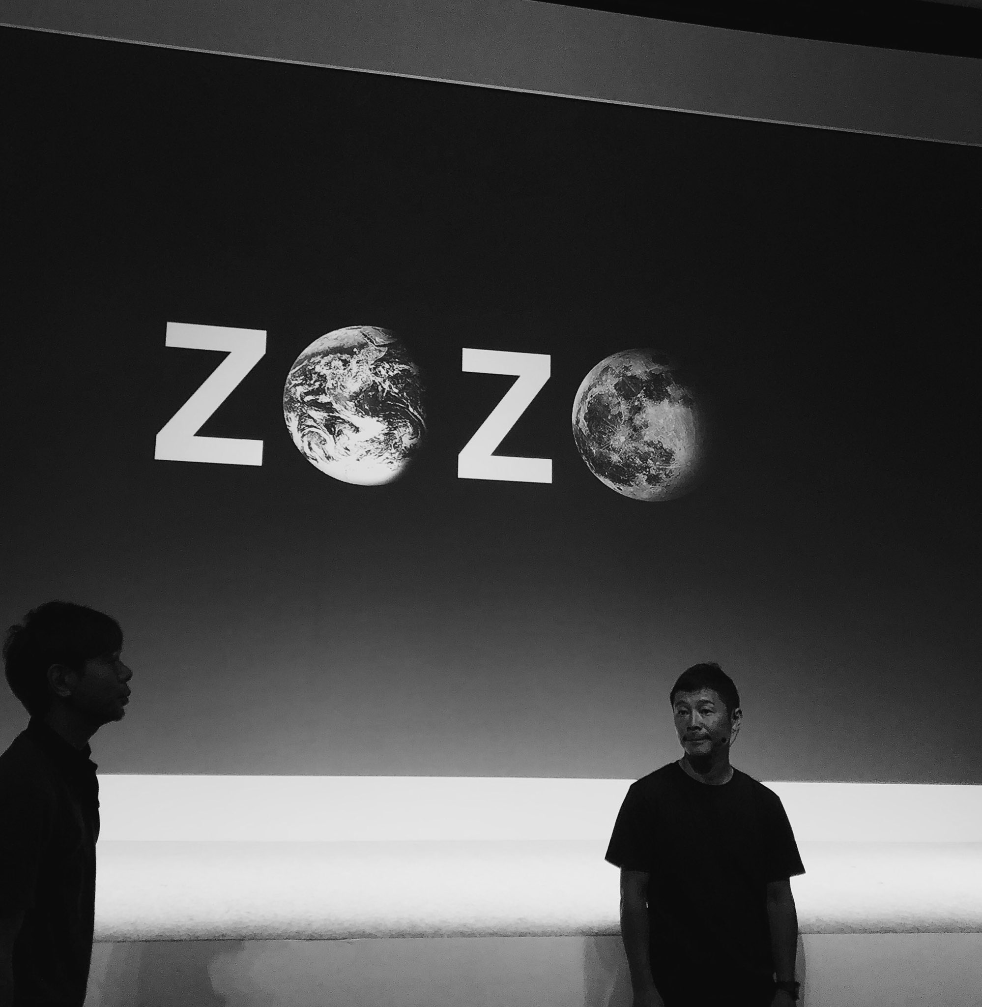 前澤友作@MZDAO on Twitter: "昨日のZOZOカンファレンス。沢山のお客様とメディアの方々にお越し頂きました。ありがとうございます。海外展開加速させます! https://t ...