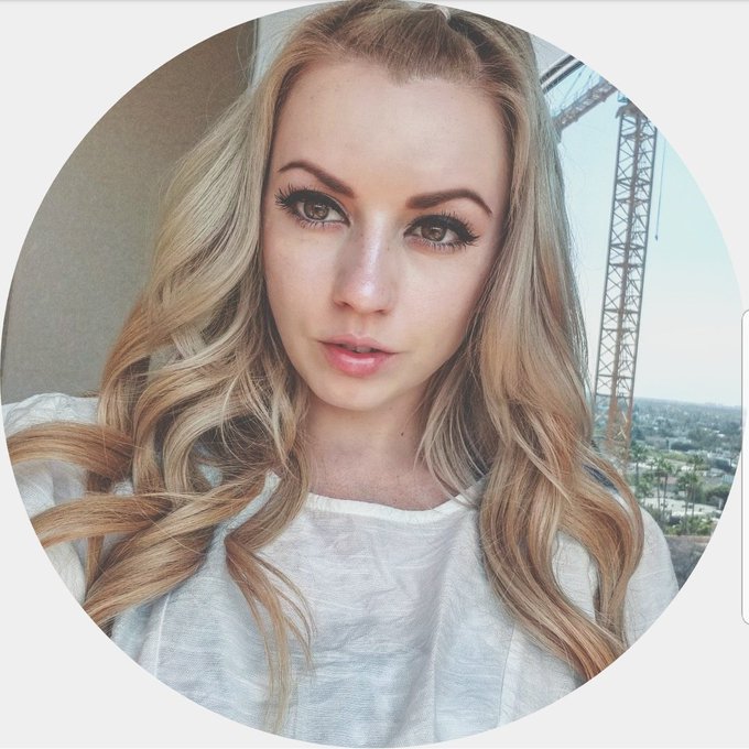 TW Pornstars - Lexi Belle. Pictures and videos from Twitter.